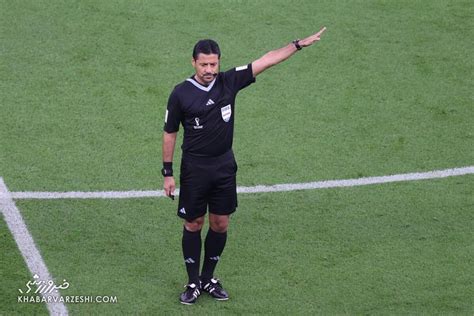 عکس عادل فردوسی‌پور و یک پرسپولیسی در برنامه ویژه فغانی خبرورزشی