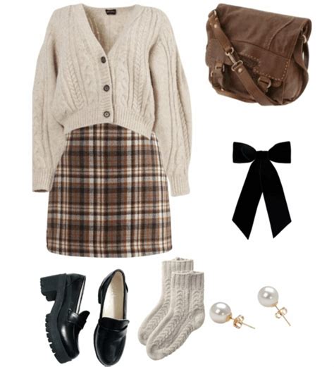 How To Get The Preppy Aesthetic With Glasses