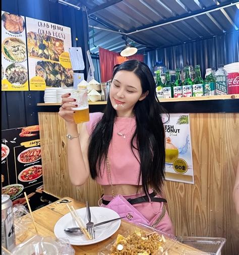 Wang Xiaofei Was Exploited By A Married Woman And The Net Red Wanwan Couple Came Forward To