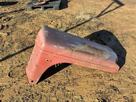 Massey Ferguson Tractor Hood Nutt Auction