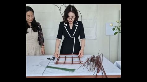 홍대플라워스튜디오화훼장식산업기사정사각형구조물꽃다발 Youtube