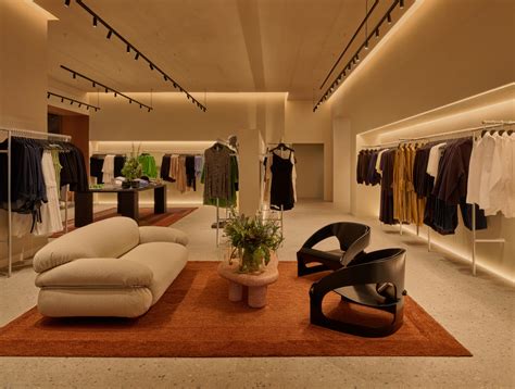 Cos Launches Relocated Emquartier Store With Green Ethos Thailandtv News