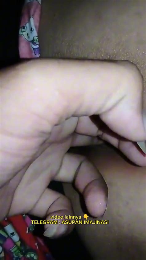 Ngintip Dan Kobel Memek Bude Saat Tidur Eporner