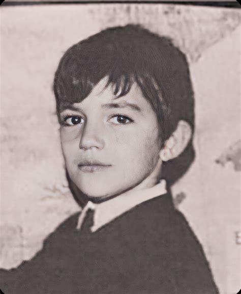 შეძლებთ გამოიცნოთ რომელი ცნობილი მსახიობია ფოტოზე პასუხის გაცემა 99 ს გაუჭირდება