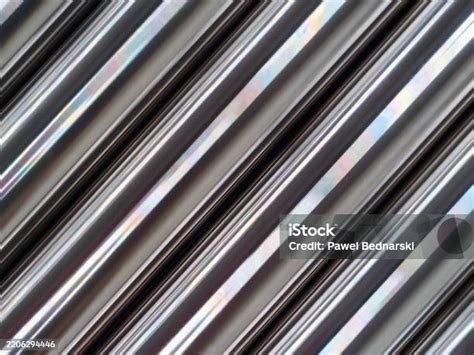스테인레스 스틸 반짝이는 바 산업 생산 또는 엔지니어링 금속 배경 Cnc 가공 질감 관 튜브에 대한 스톡 사진 및 기타 이미지 관 튜브 스테인리스강 기계 가공