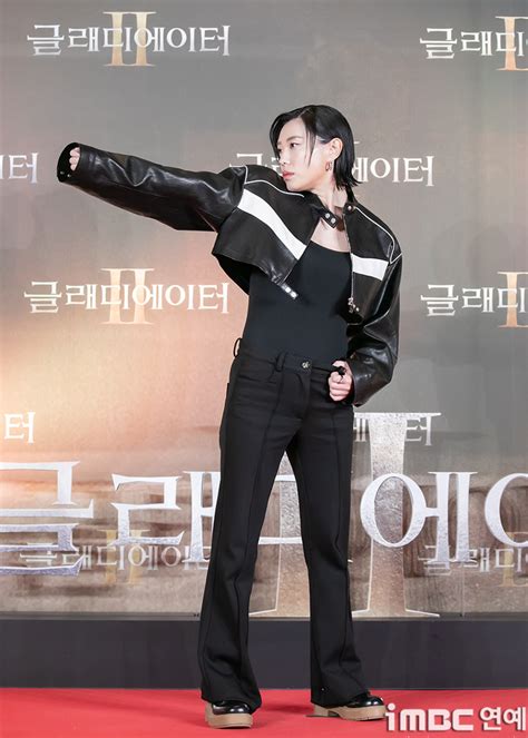 포토 김예지 샤라웃 사격 포즈