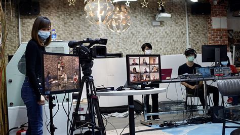 How Would Agm Live Polling System Help You Connect On The Net Stay