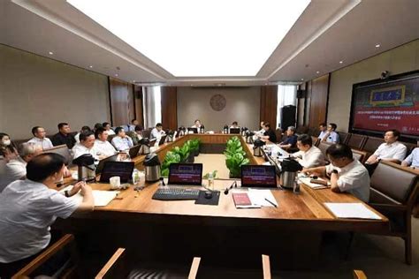 [主题教育]上海交通大学党委学习贯彻习近平新时代中国特色社会主义思想主题教育领导小组第六次会议召开 交大要闻 上海交通大学新闻学术网