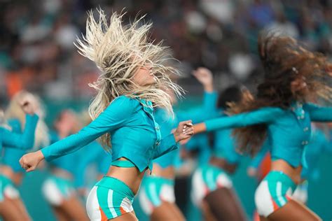 Miami Dolphins Cheerleaders Through The Years Yahoo Sports