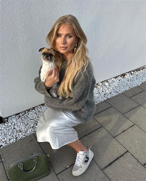 Блонд 5 причин почему вам стоит сделать тонирование в теплых оттенках летом Примеры и идеи