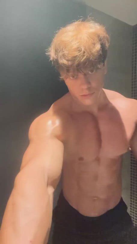 Post Leon Tumblr Com Tumbex