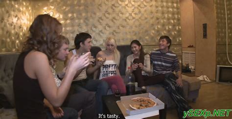 Two Ladies Jump On Hard Rods Eporner