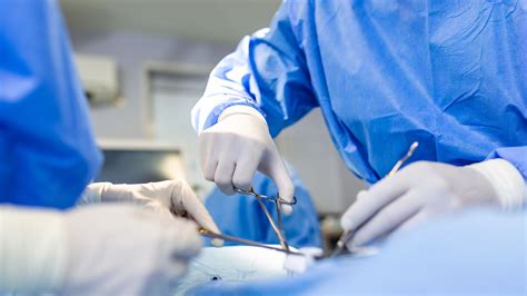 Limited Surgery Can Reduce Swelling After Breast Cancer