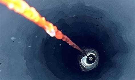 Scientists Discover Hidden World Beneath Antarctic Ice Sheet