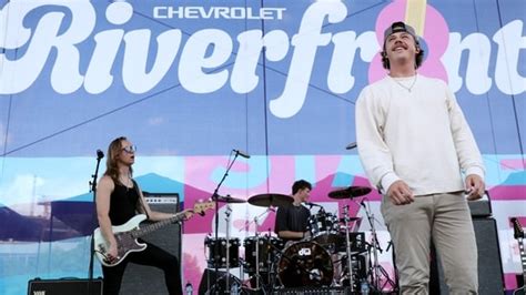 Why Was Dylan Marlowe Kicked Out Of Wisconsin Concert Country Singer