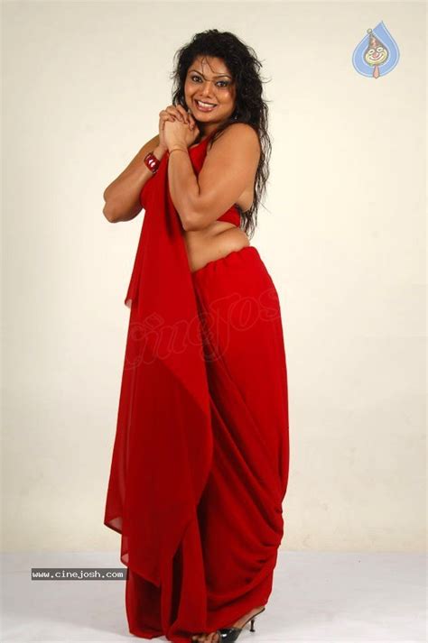 Swathika Spicy Stills Photo 43 Of 84