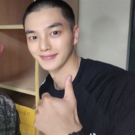 تصاویر جدیدی از سونگ کانگ در سربازی عکس ویسگون