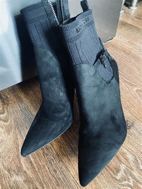 Ботільйони — ціна 5500 грн у каталозі Ботильйони Купити жіночі речі за доступною ціною на Шафі