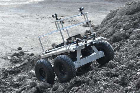 Cmus Moonranger Robot Rover Will Be The First To Search For Water Ice On The Moon In 2022