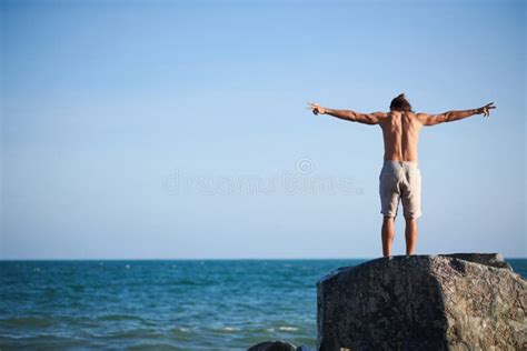 Fit Man Looking At Breaking Waves Stock Image Image Of Refreshing