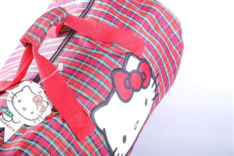 Спортивная сумка Hello Kitty Sanrio Красная 8011688350051 Rikki магазин одежды и игрушек