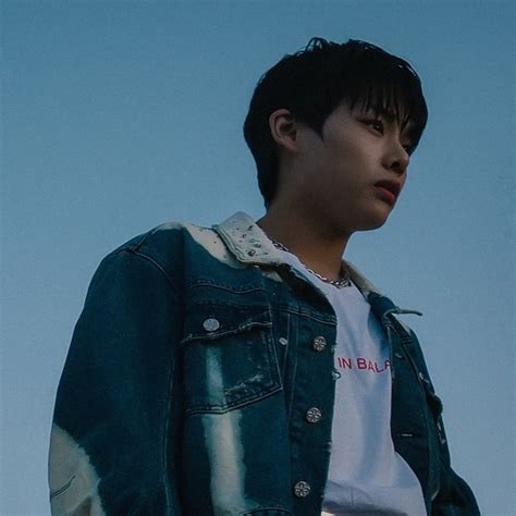 한담 펜타곤의 밤의 라디오 출격…소통 행보 On 전자신문