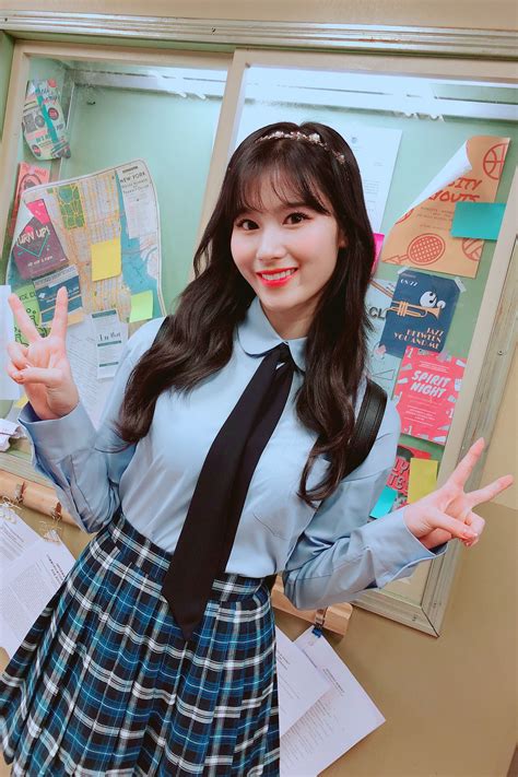 Pin De Fullofsun Em Twice 트와이스 ️ ️ Garotas Nayeon Garotas Fofas