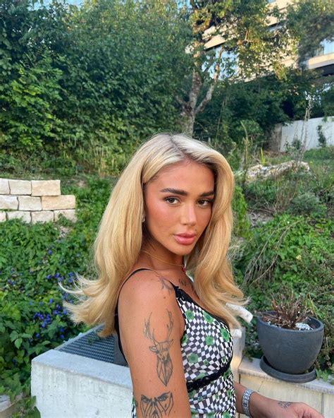 Pin By On Loredana New Hair Look Hair Styles David Hair