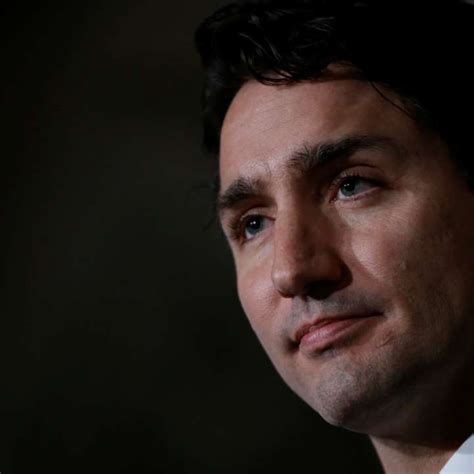 Canadas Pm Trudeau To Shuffle Cabinet Set To Drop Foreign Minister