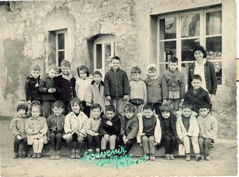 Photo De Classe Maternel De 1965 Ecole Saint Pierre Copains Davant