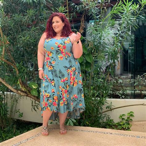 Plus Size Resort Wear Look Book Curves Curls And Clothes