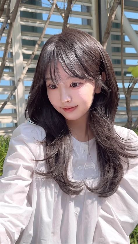 강남미용실 긴머리 레이어드펌 소현 엘리자벳펌 긴머리웨이브 내 얼굴이 돋보이는 기장은 🤔 긴 중안부를 커버해줄 얼굴소멸