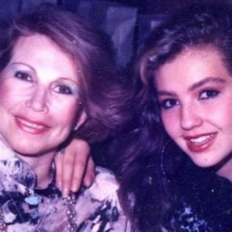 Este Día De Las Madres Thalía Recuerda A Su Mamá A 13 Años De Su Fallecimiento