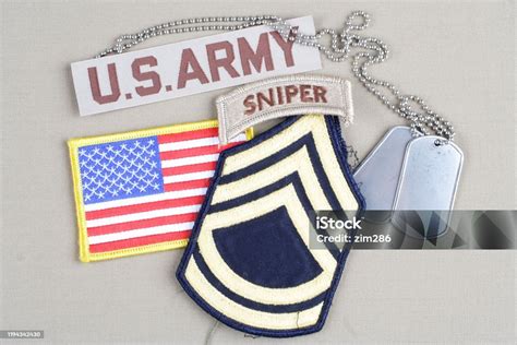 미국 육군 상사 퍼스트 클래스 순위 패치 저격 탭 플래그 패치 및 개 태그 75 레인저 연대에 대한 스톡 사진 및 기타 이미지 75 레인저 연대 개 경찰관 Istock