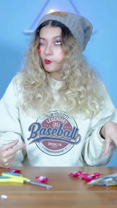 خوراکیای عجیب2 ترش‌ترین آبنبات دنیا رو امتحان کردم 😵🍋 Youtube