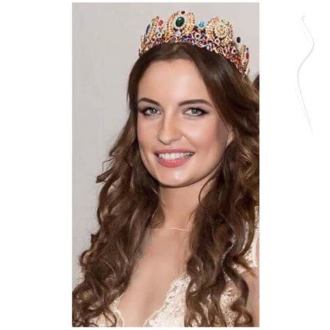 Lenka A Model From Slovakia Model Management