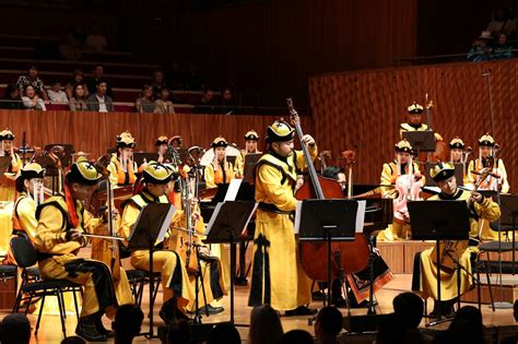 МОРИН ХУУРЫН ЧУУЛГА Сиднейн дуурийн театрт анх удаа тоглолоо