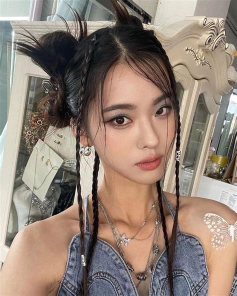 Nostalgic Y2k Hair Trends 2023y2khairinspiration Hairgoals