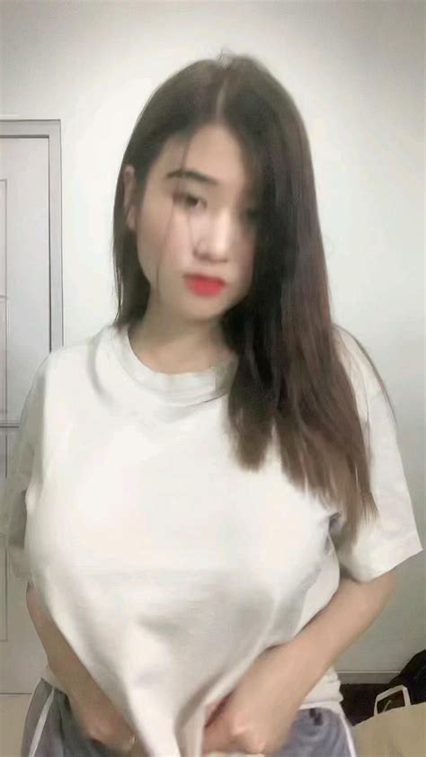 Pin Oleh Terserah Kamu Di Penyimpanan Foto Bola Basket Wanita Orang Cantik Wanita