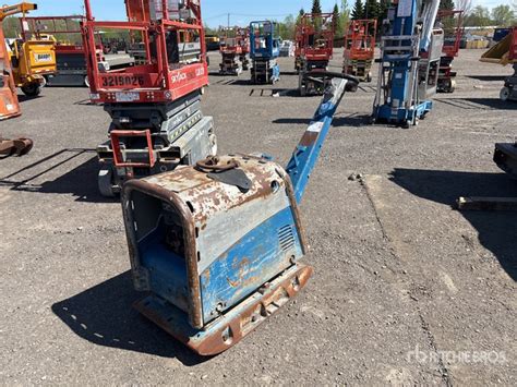 2009 Weber Cr7 Reversible Vibratory Plate Compactor Ritchie Bros Auctioneers