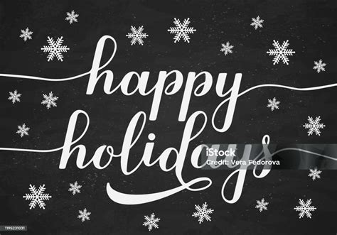 눈송이와 칠판 배경에 해피 홀리데이 서예 손 문자 크리스마스와 새해 복 야 타이포그래피 포스터입니다 인사말 카드 배너 전단지 등을위한 벡터 템플릿을 쉽게 편집 할 수
