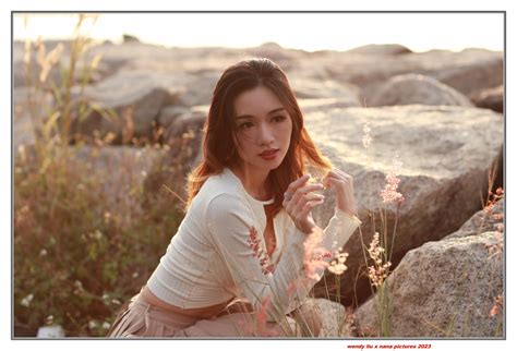 Wendy Lius Folder 5 Photo Sharing Network