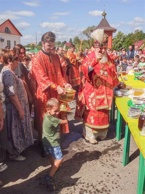 14 августа православные верующие отметили Медовый Спас — Газета Заря