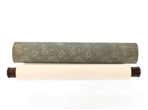 Lot SIGNED JAPANESE SHUNGA EROTIC HAND SCROLL