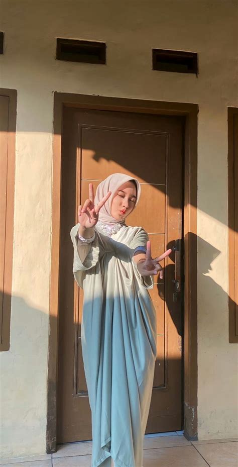 Pin Oleh Aliya Di Aliya Hairunnisa Gaya Jalanan Wanita Wajah Gadis Gaya Jalanan