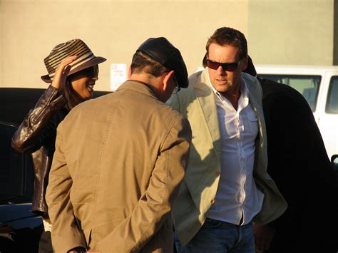 Img7625 Michael Shanks And His Wife Lexa Doig Talking T Flickr