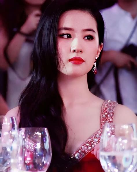 ถูกใจ 10 คน ความคิดเห็น 0 รายการ Howevericc บน Instagram ️ ️