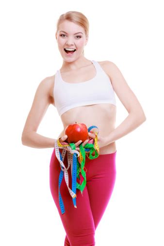 스포티 착용감 가진 여자 측정 테이프를 과일 시간을 다이어트 가냘픈에 대한 스톡 사진 및 기타 이미지 가냘픈 개념 개념과 주제 Istock