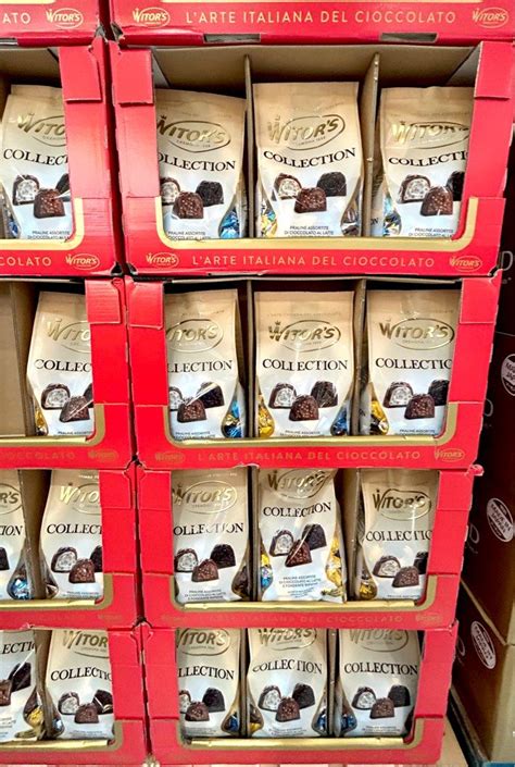 Costco好市多 Witors 綜合精選巧克力 1kg Chocolate Crispy 脆米果 食物和飲料 罐裝食品and即食食品在旋轉拍賣