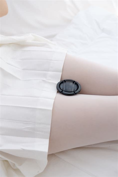 야옹 Photo Vol007 책상 위의 흰색 실크 세일러복 V2ph